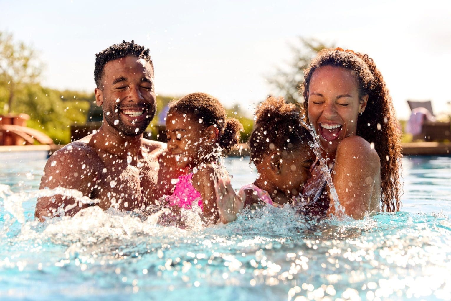 Kona Pools: Seamless Pool Installation for Summer Fun